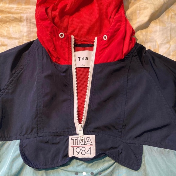 Aritzia | Jackets & Coats | Aritzia Tna 984 Windbreaker Anorak Jacket ...